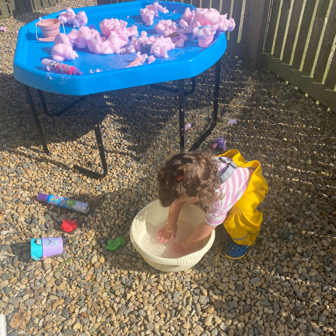 Benefits of Messy Play - Spotty Otter